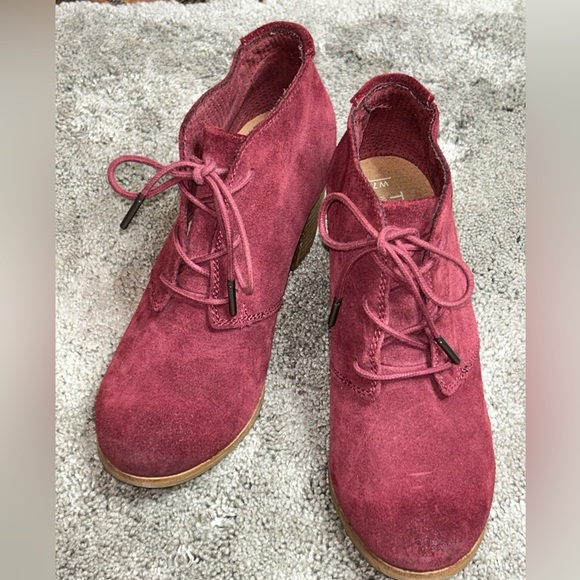 Toms | Shoes | Toms Lunata Burnished Red Suede Lace Up Stacked Heel ...